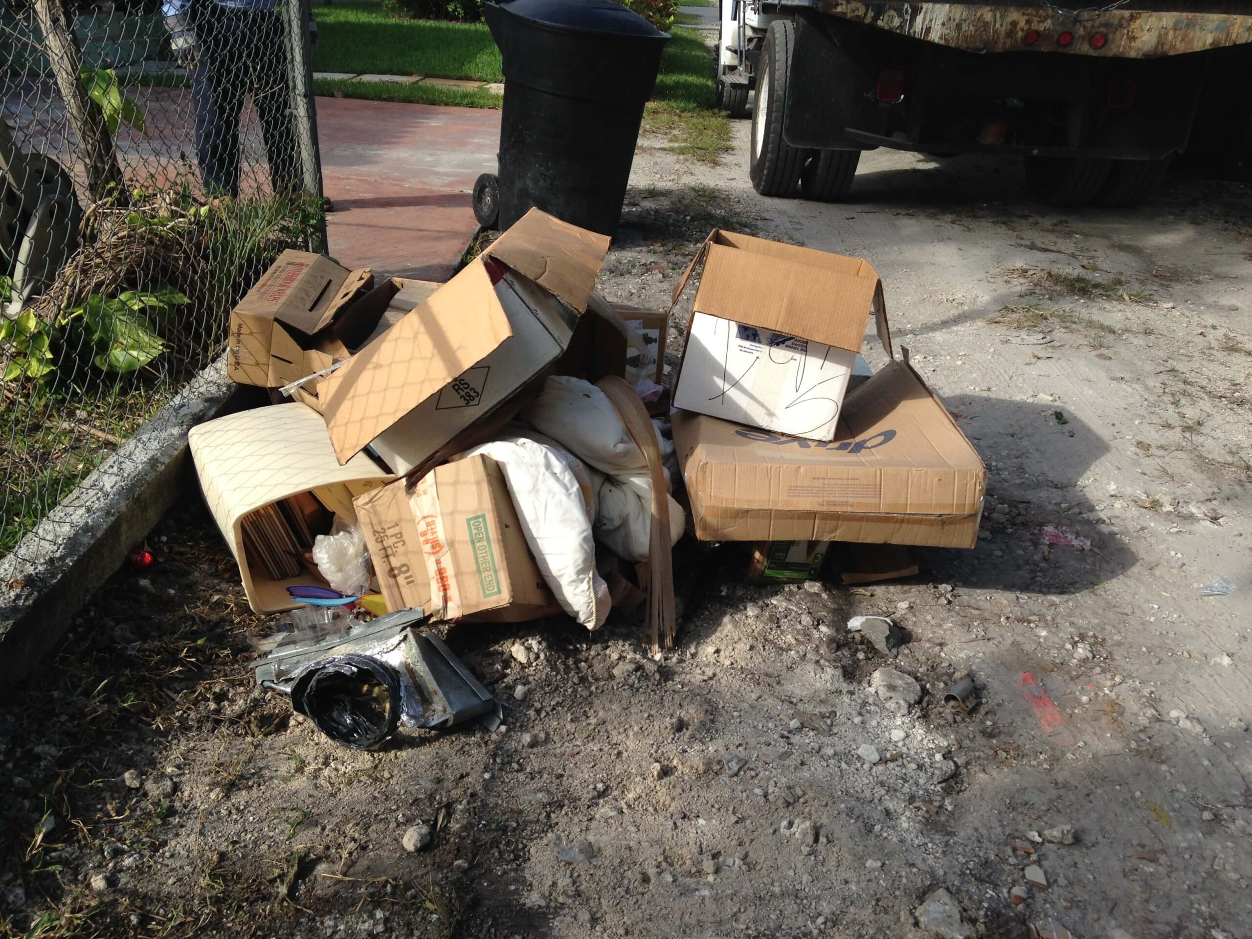 Expert Junk Removal, Trash, & Waste Services in Golf, FL